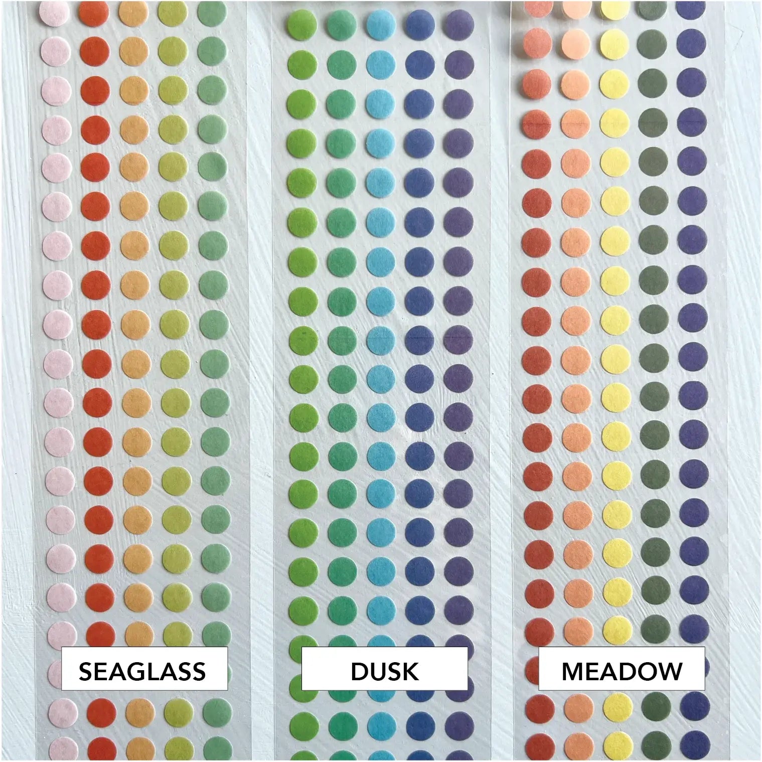 Dot Stickers – The Essential Calendar